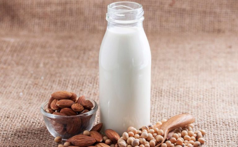 Receta: Cereal con leche de almendra casera | Love Veg