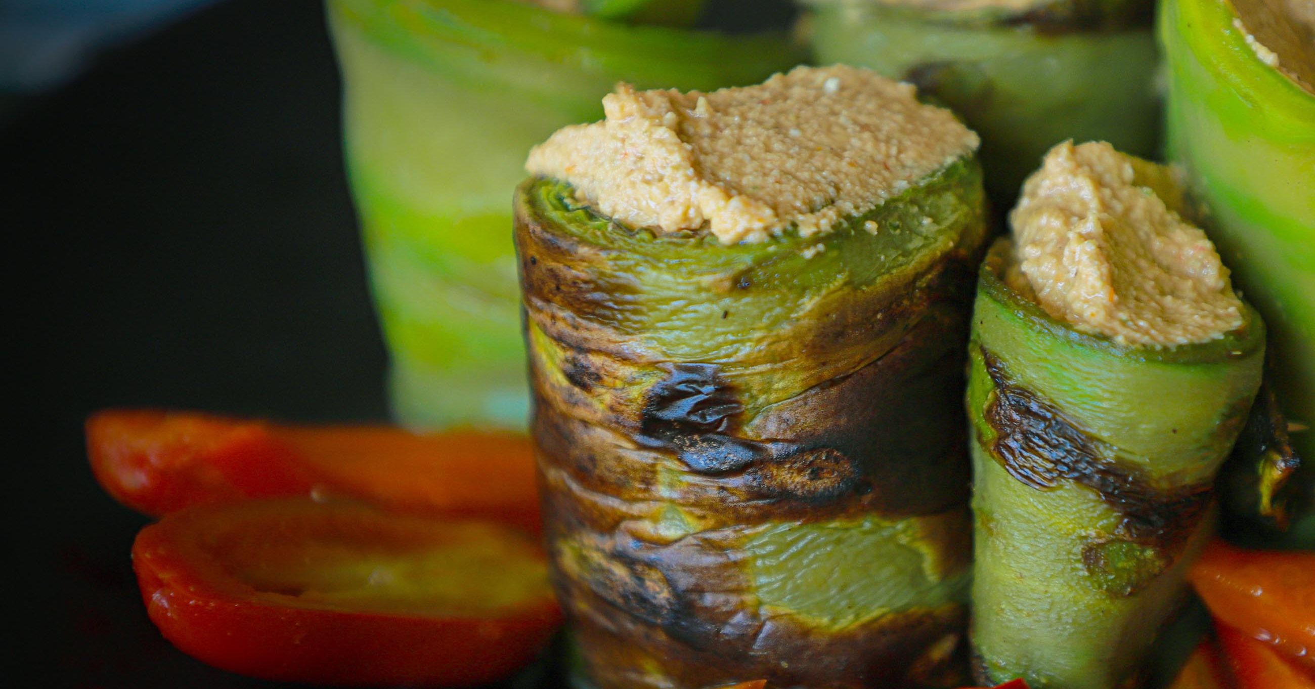 Nopalitos Asados Rellenos de Requesón Picosito | Love Veg